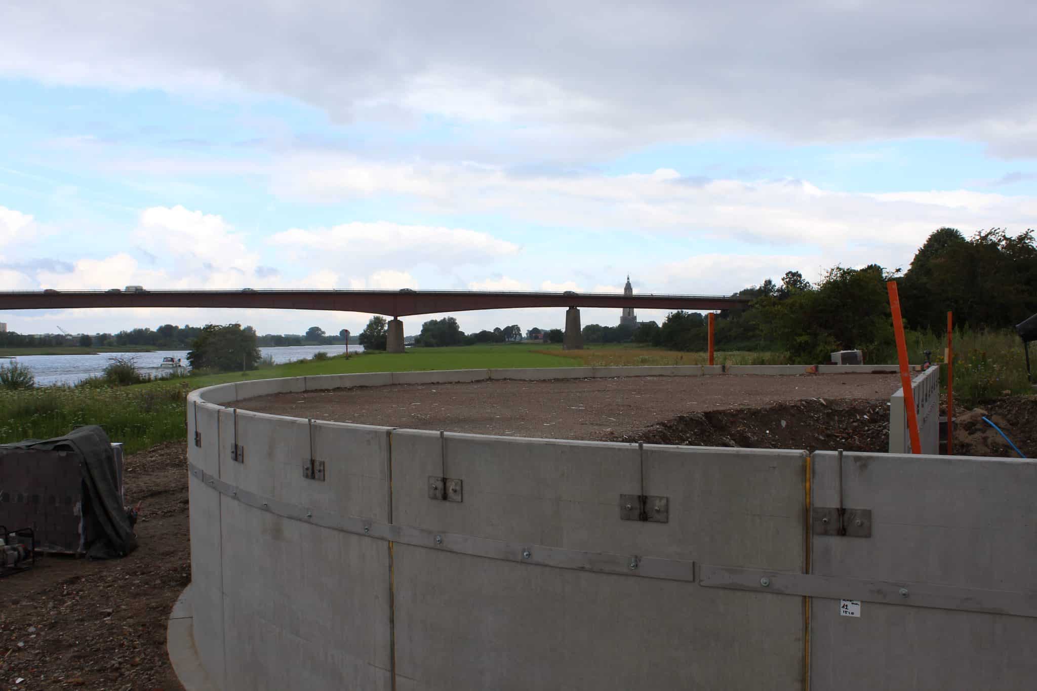Bosch Beton - Radius retaining walls for viewpoint in Rhenen